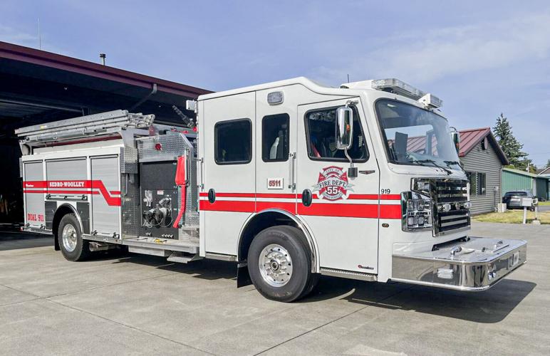 Sedro-Woolley Fire Department celebrates new rig | News | goskagit.com