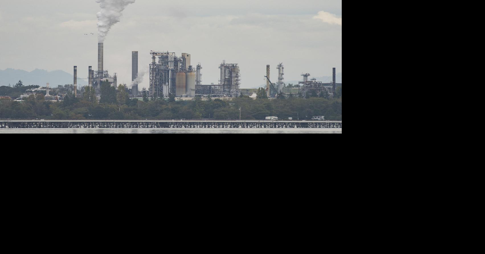 HollyFrontier refinery has incident of flaring and odor | Business ...