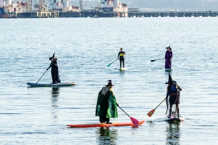 Witch Paddle and Plunge brings spooky scenes to Seafarers Memorial Park ...