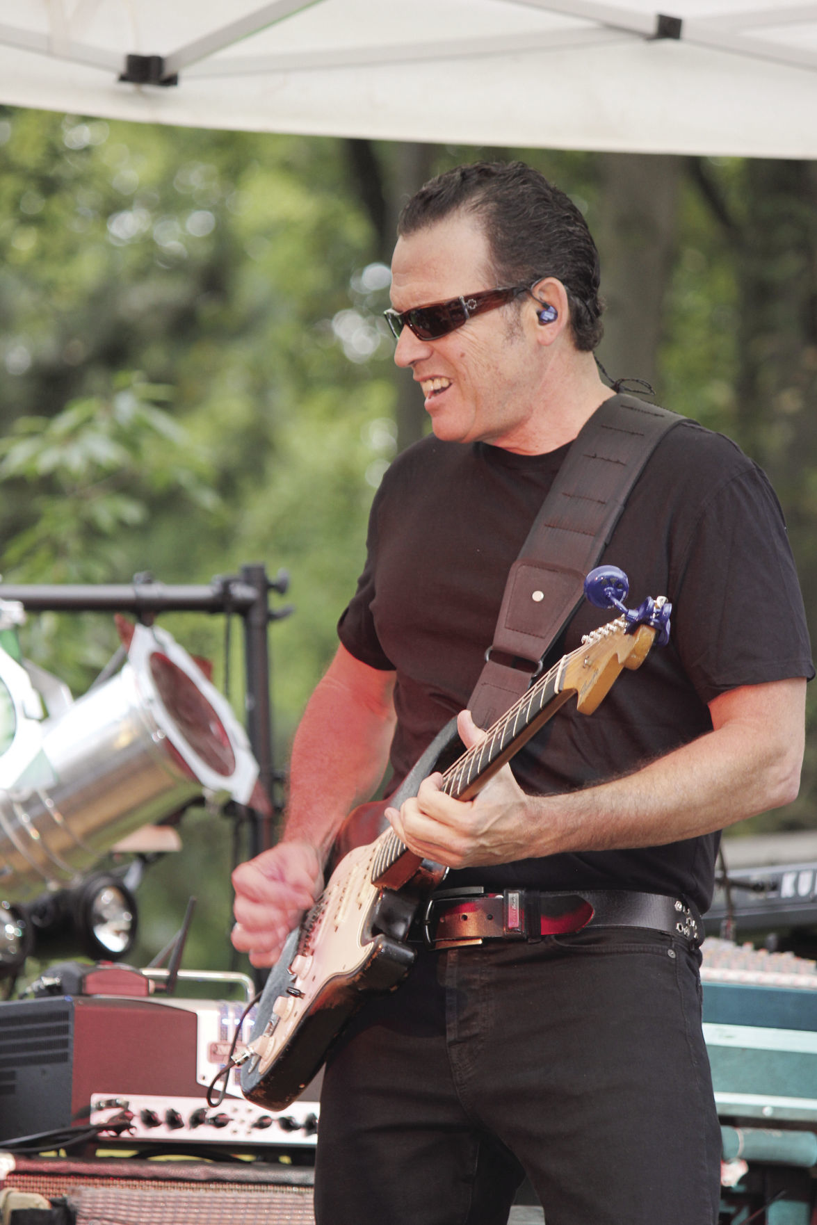 Tommy Castro returns to rip at the Muse | Entertainment | goskagit.com