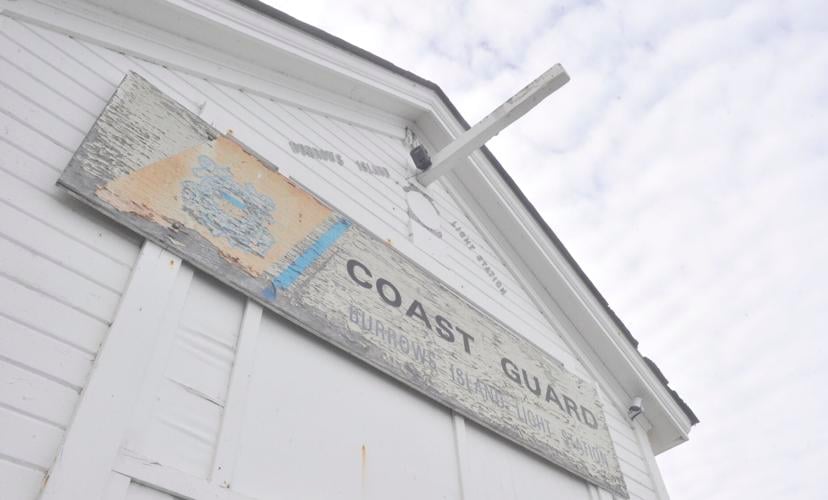 Burrows Island Light Station undergoes slow, careful restoration ...