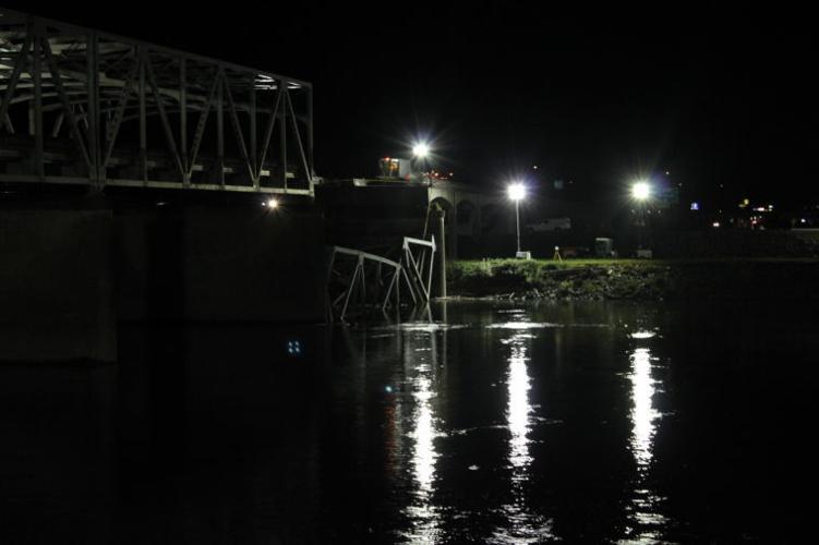I-5 Skagit River Bridge Collapse Photos | Multimedia | goskagit.com