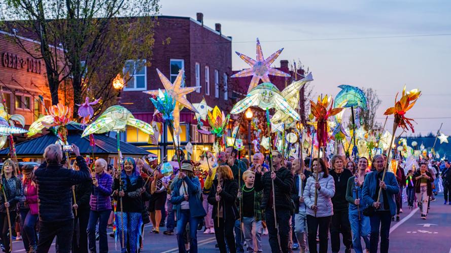 Luminary Light Parade illuminates Anacortes | Anacortes | goskagit.com