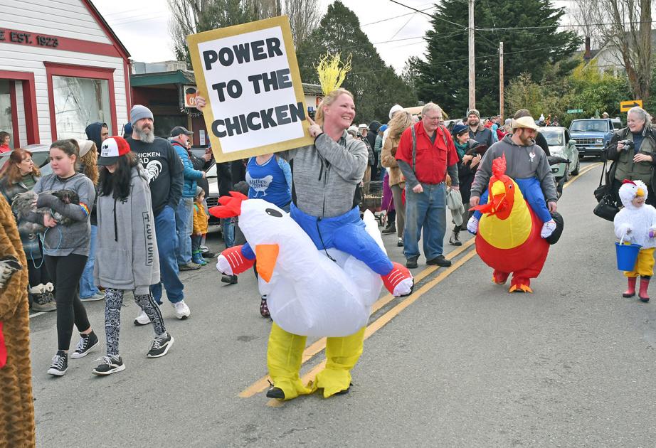 Downtown Edison hosts Chicken Parade | 360 | goskagit.com
