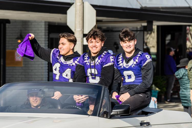Champions celebrated in Anacortes | Sports | goskagit.com