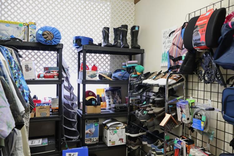 Mount Vernon nonprofit opens thrift shop to raise money for new senior ...