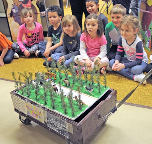 Evergreen's Washington State Float Parade | Gallery | goskagit.com