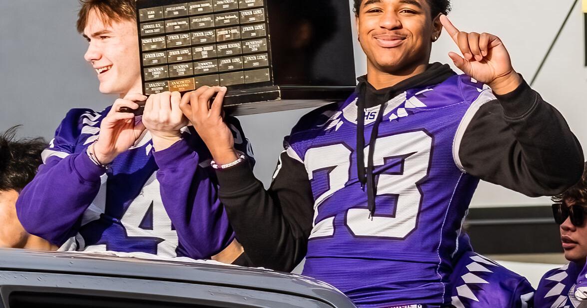 Champions celebrated in Anacortes | Sports | goskagit.com