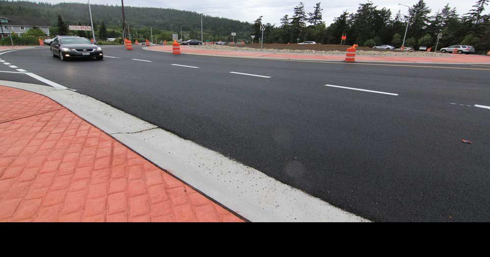 Sharpes Corner roundabout to open both lanes | News | goskagit.com