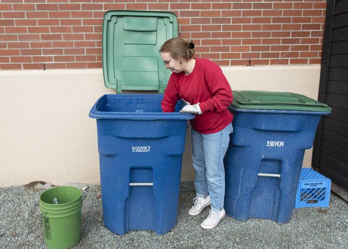 Youth environmental group works on composting at Sedro-Woolley High ...