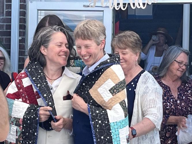 A Love Story: Church celebrates pastor's marriage, complete with ...