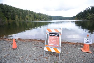 Pass Lake at Deception Pass closed due to toxic algae | News | goskagit.com