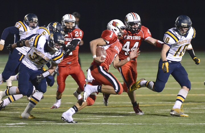 Burlington-Edison at Orting football | Gallery | goskagit.com