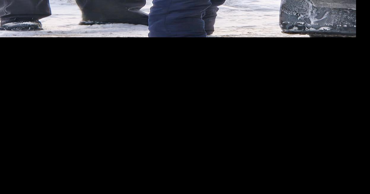 Federal officers detain a 5-year-old boy who a school official says was ...