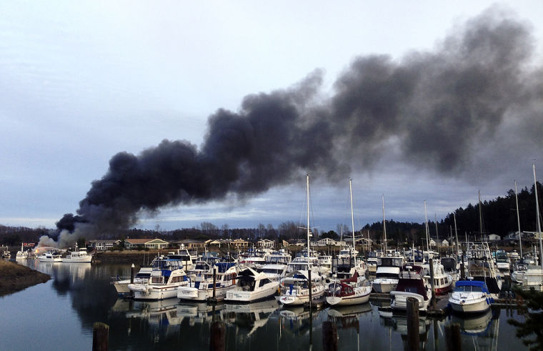 Shelter Bay Marina fire | Gallery | goskagit.com