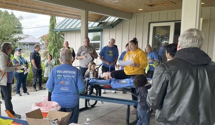 Volunteers turn out for Beautify Burlington event | Local News ...