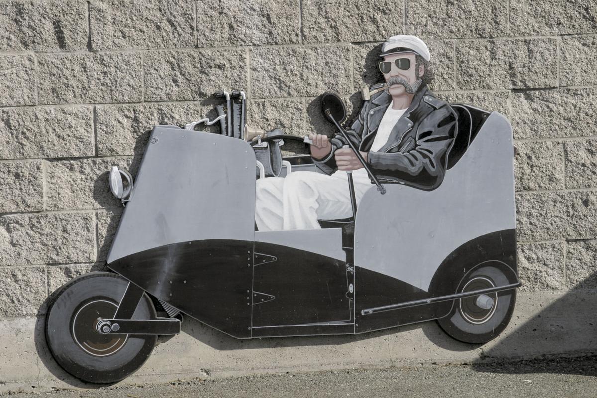 Leaving a Legacy: Bill Mitchell remembered for murals, dedication to ...