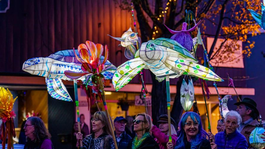Luminary Light Parade illuminates Anacortes | Anacortes | goskagit.com