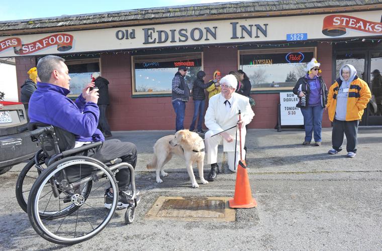 Edison Chicken Parade | Gallery | goskagit.com