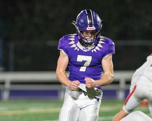 Anacortes football team moves into state semifinals | Sports | goskagit.com