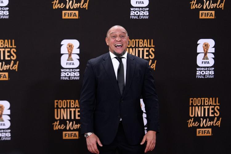 Roberto Carlos says he's 'recovering well' after undergoing heart ...