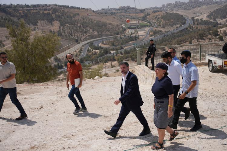 Israel clears final hurdle to start settlement construction that would ...