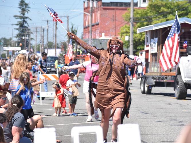 Community celebrates the red, white and blue | Local News | goskagit.com