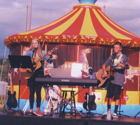 Two-part harmony, family style | All Access | goskagit.com