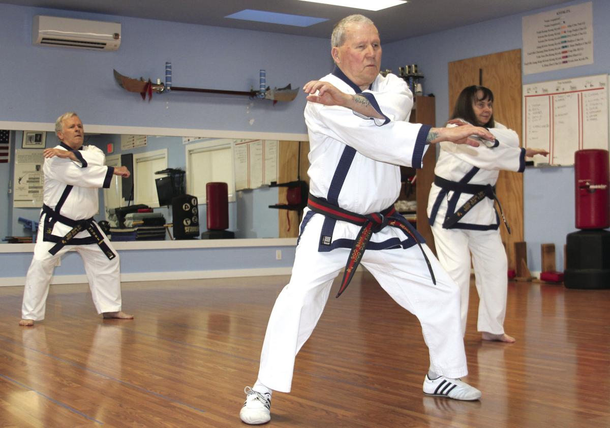 Island Portrait: Vision loss hasn't stopped Andy Arvidson from living ...