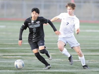 Monday's Prep Roundup: Mount Vernon boys' soccer team edged by Storm ...