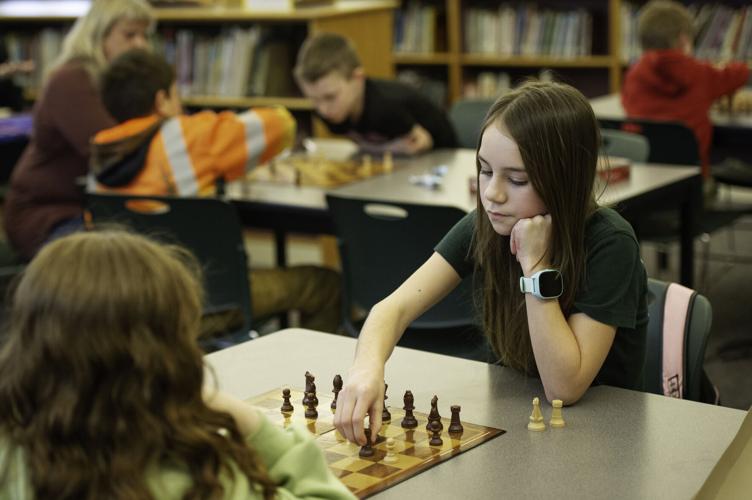 Students experience the joy of learning chess | Education | goskagit.com