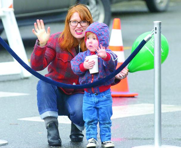 La Conner Tulip Parade | Gallery | goskagit.com
