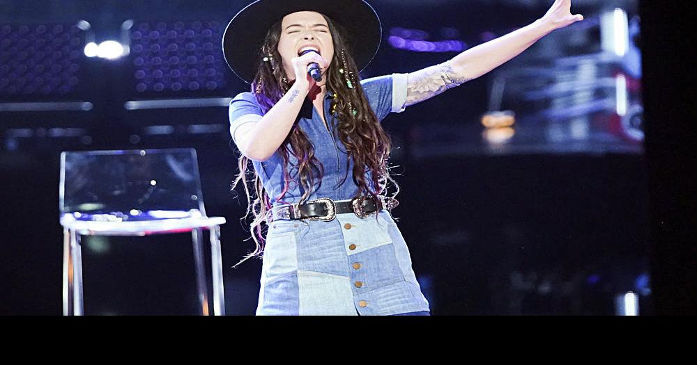 Savanna Woods dials up gritty grunge on "The Voice" | News | goskagit.com