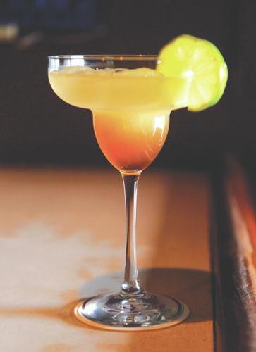 ‘Margarita dermatitis’: Limes plus sunshine can lead to painful burns ...