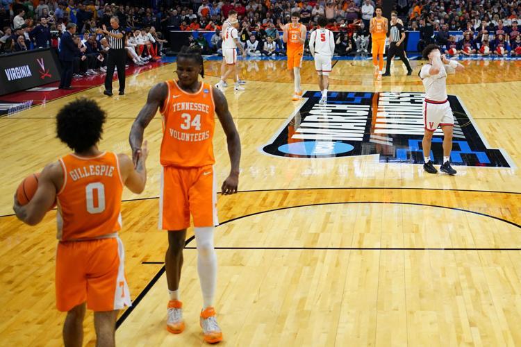 Tennessee reaches its 4th straight Sweet 16, beating Virginia 79-72 in ...
