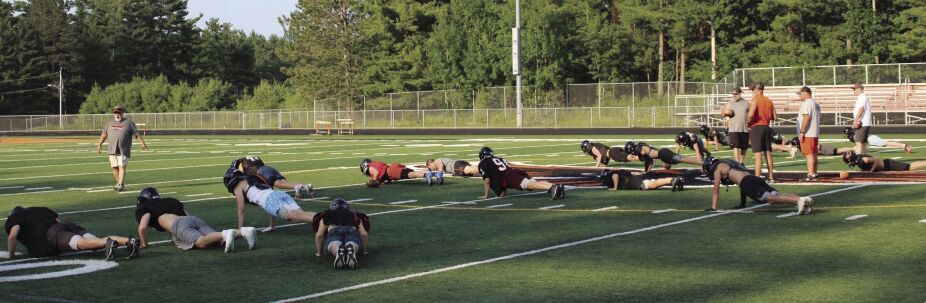 Thunderhawks football holds summer camp | Sports | grandrapidsmn.com