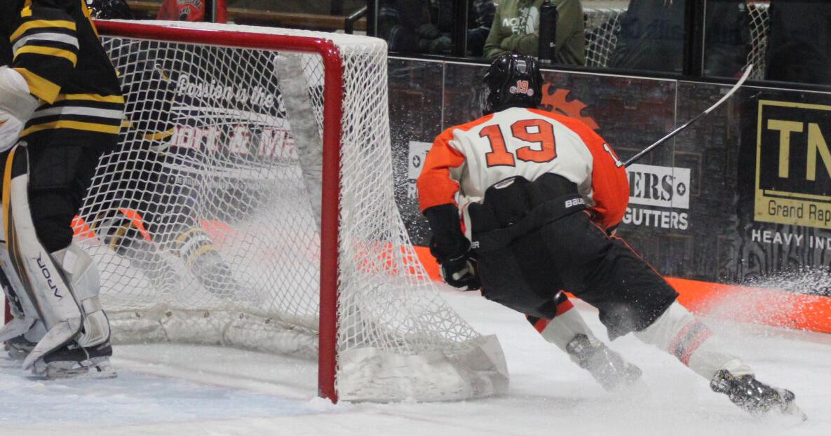 Miskovich, Thunderhawks gut out tie at Hermantown | Sports ...