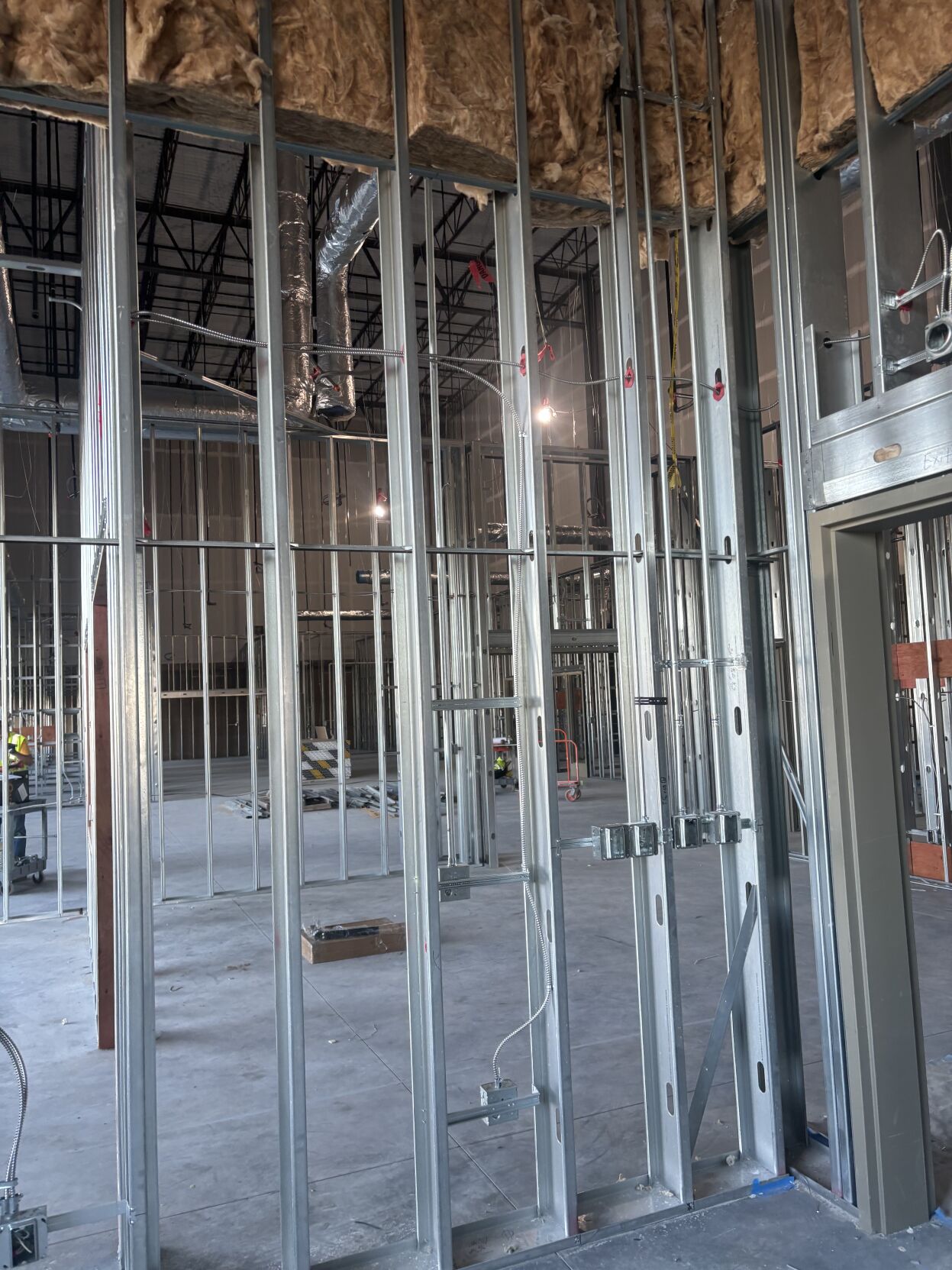 An inside look at L&M’s new distribution center: Ready for growth in ...