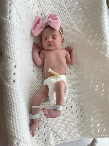 Welcome Isla Mae Haag | News | grandrapidsmn.com