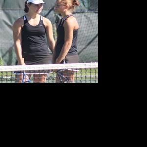 Kane sisters, Ridgeway fall | High School | grandrapidsmn.com