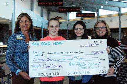 RJEMS shows tons of support for local food shelf | News | grandrapidsmn.com