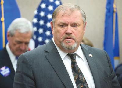 Sen. Bakk holds caucus together, while also reaching across political ...