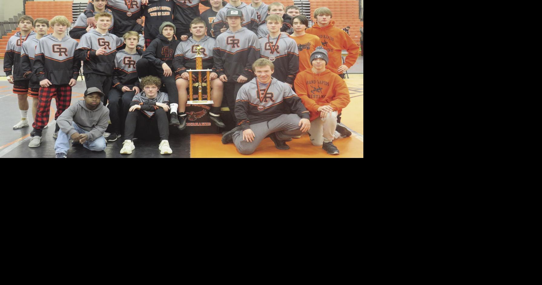 Rapids wrestlers celebrate Skip Nalan Invitational win | High School ...