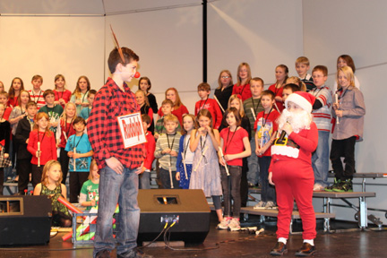 Forest Lake Elementary celebrates the holidays | Featured ...