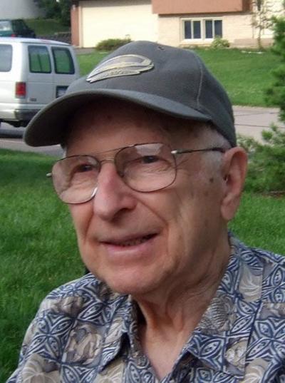 Kenneth E. Neumann | Obituaries | grandrapidsmn.com
