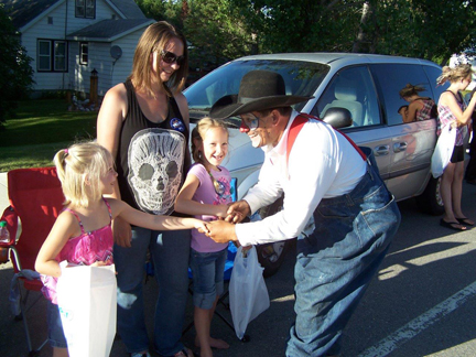 Effie North Star Rodeo Parade | Featured | grandrapidsmn.com