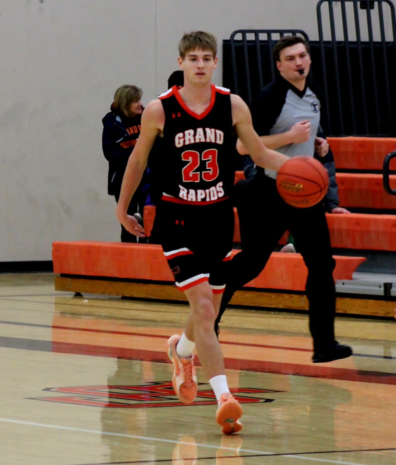 Rapids basketball wins sixth straight | Sports | grandrapidsmn.com