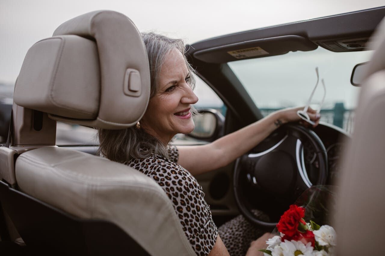 Older people’s driving habits may reveal early warning signs of ...