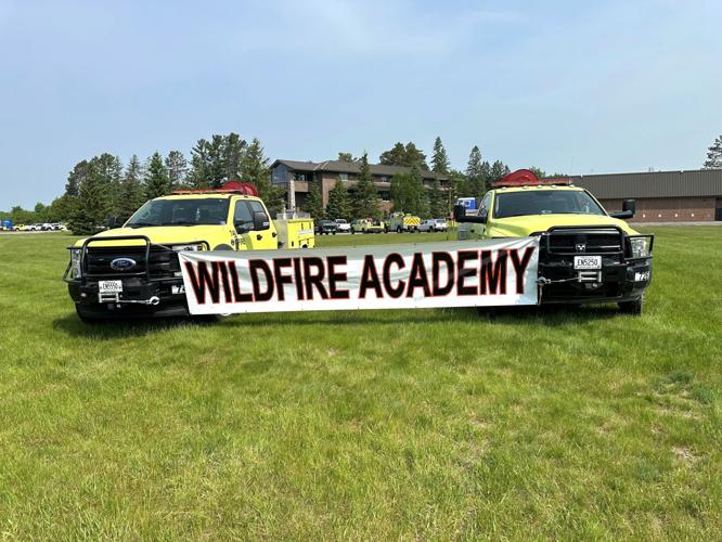 Minnesota firefighters participate in week-long wildfire training ...