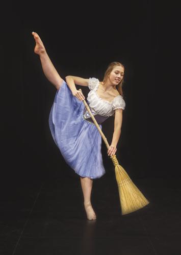 Reif celebrates fall line-up | News | grandrapidsmn.com